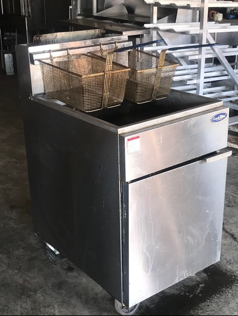 $1200 ea. / CookRite 75lb Natural Gas Fryer / Less Than 1 Year Old / T ...